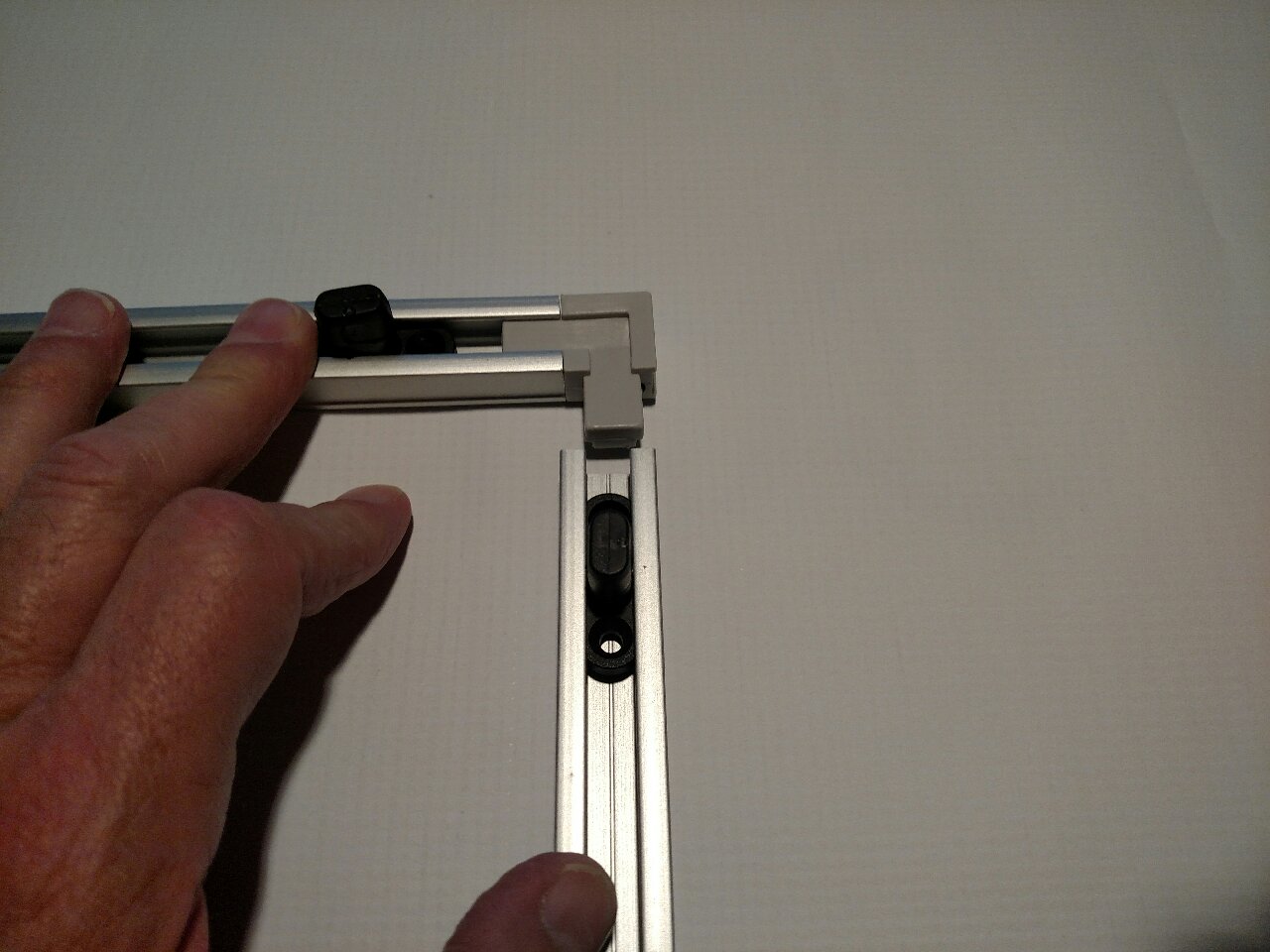 Assembling Magna-Track™ Magnetic Mounting Filters | Air Solution Company